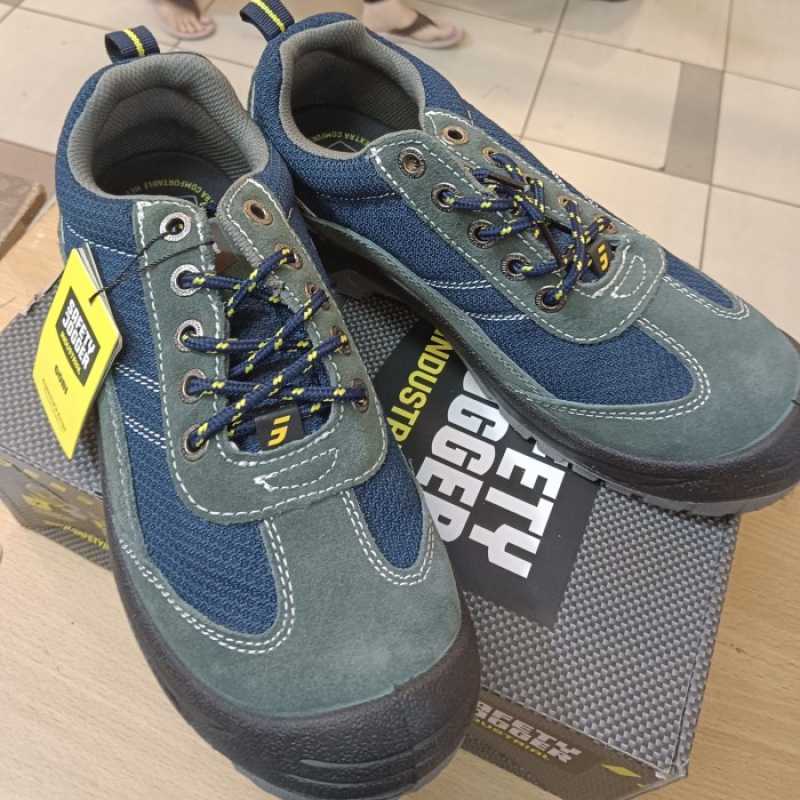 Promo Sepatu safety jogger gobi navy original Diskon 23% di Seller Axie ...