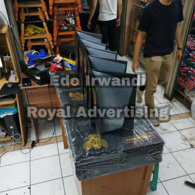 Jual Map Upacara Map Perlengkapan Upacara Map Garuda Pancasila Ready ...