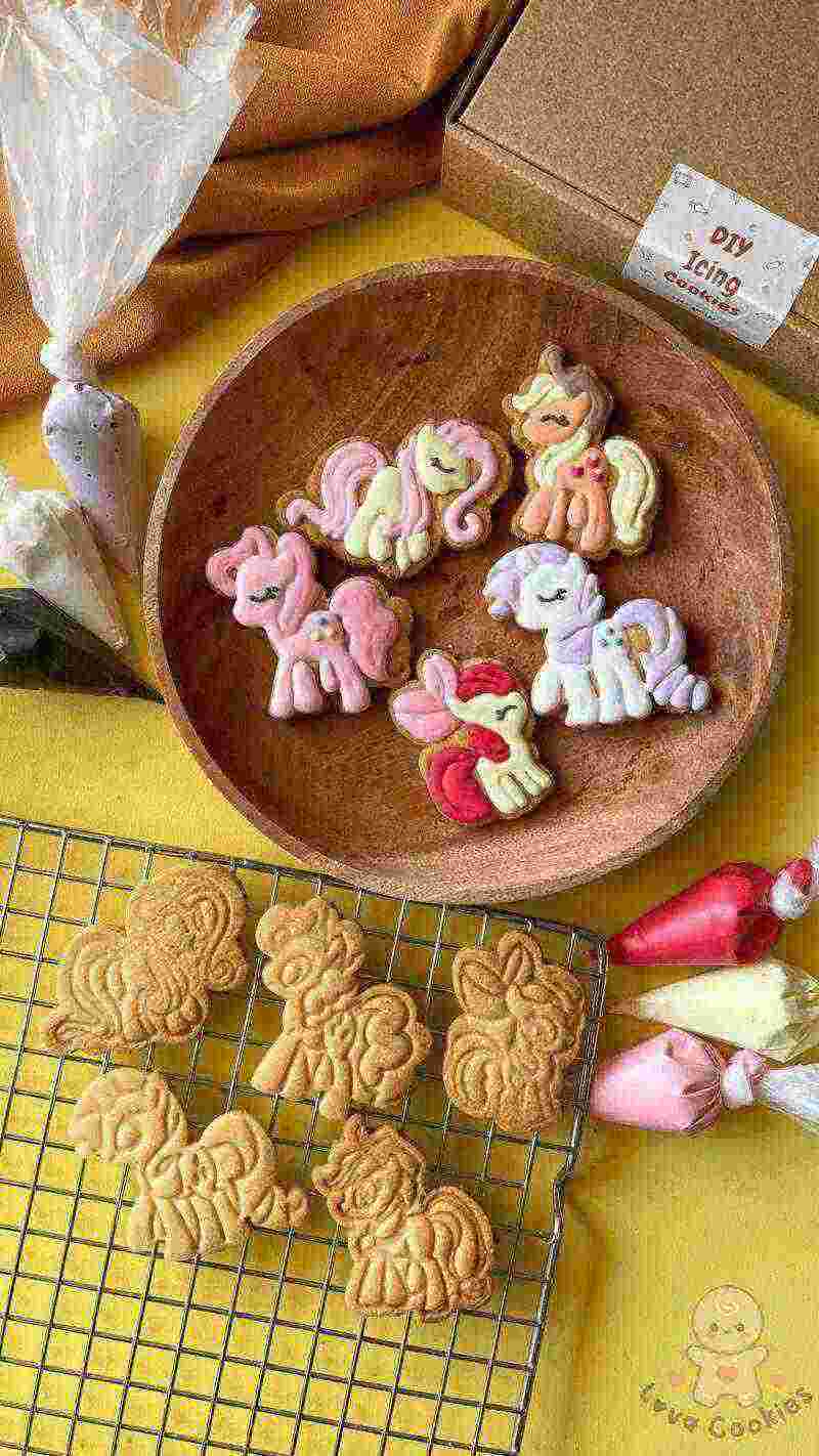 Jual DIY (Do It Yourself) Icing Cookies Lova Cookies Menghias Cookies ...