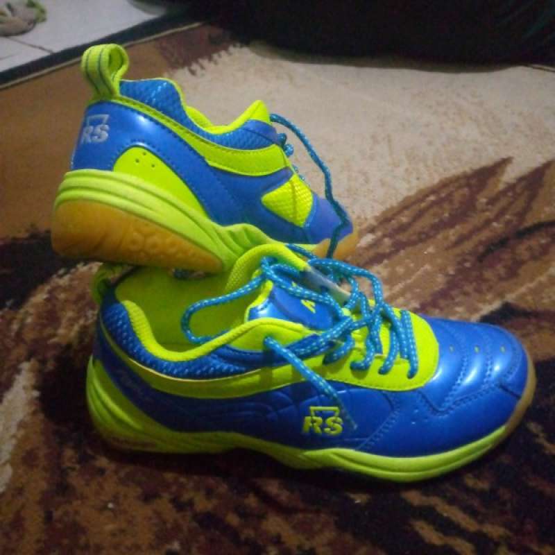Jual Sepatu Badminton Rs Original Junior Original Terbaru - Harga Promo ...