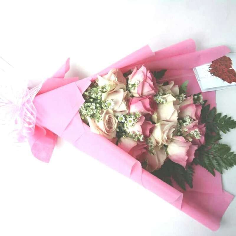 Jual Buket bunga mawar pink asli | hand bouquet | buket bunga wisuda di ...