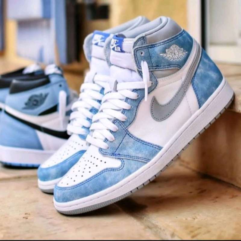 Jual sepatu Nike jordan di Seller Rishop22 - Pasir Gunung Selatan, Kota ...