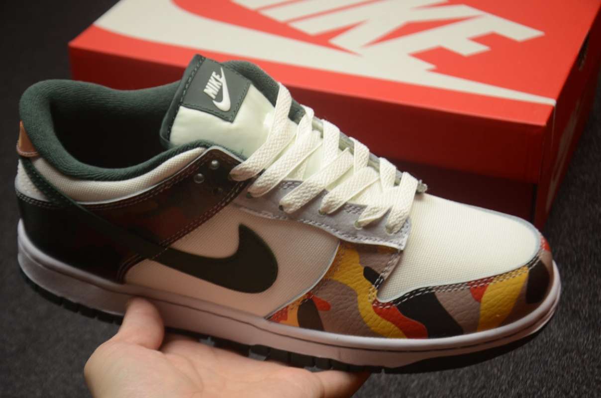 Jual NIKE SB DUNK Low white raw rubber is highly recommended by large ...