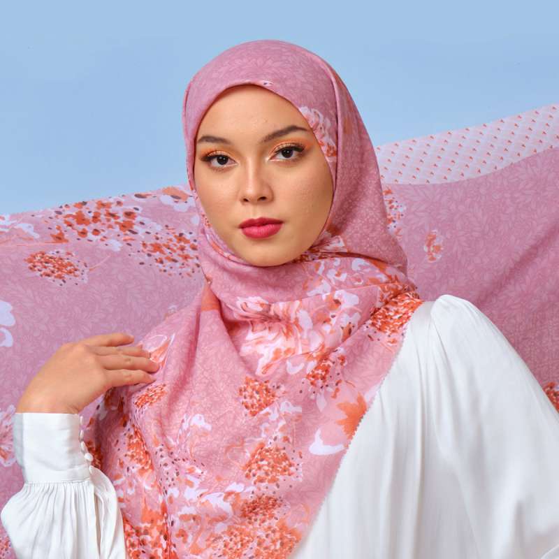 10 Rekomendasi Hijab Voal Design Eksklusif, Siap Tampil Memukau untuk Setiap Acara - Blibli Friends