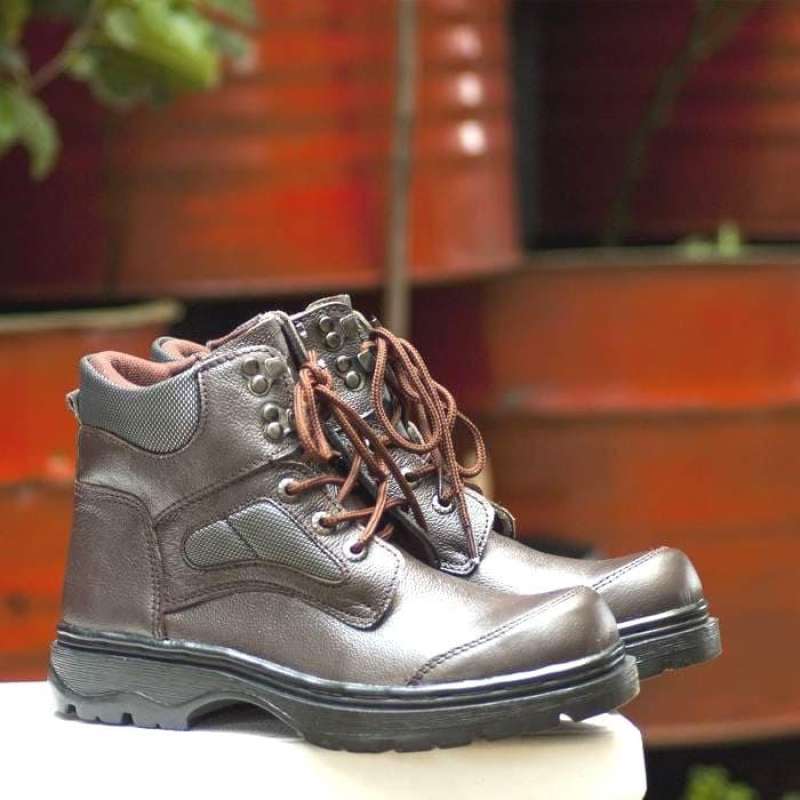 Jual Sepatu Crocodile Lobster Kulit asli Safety Boots ujung besi ...
