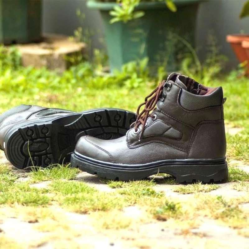 Jual Sepatu Crocodile Lobster Kulit Asli Safety Boots Ujung Besi ...