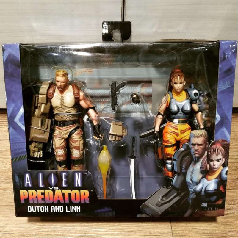 Jual NECA DUTCH & LINN 2-PACK AVP ALIEN VS PREDATOR ARCADE GAME SERIES ...