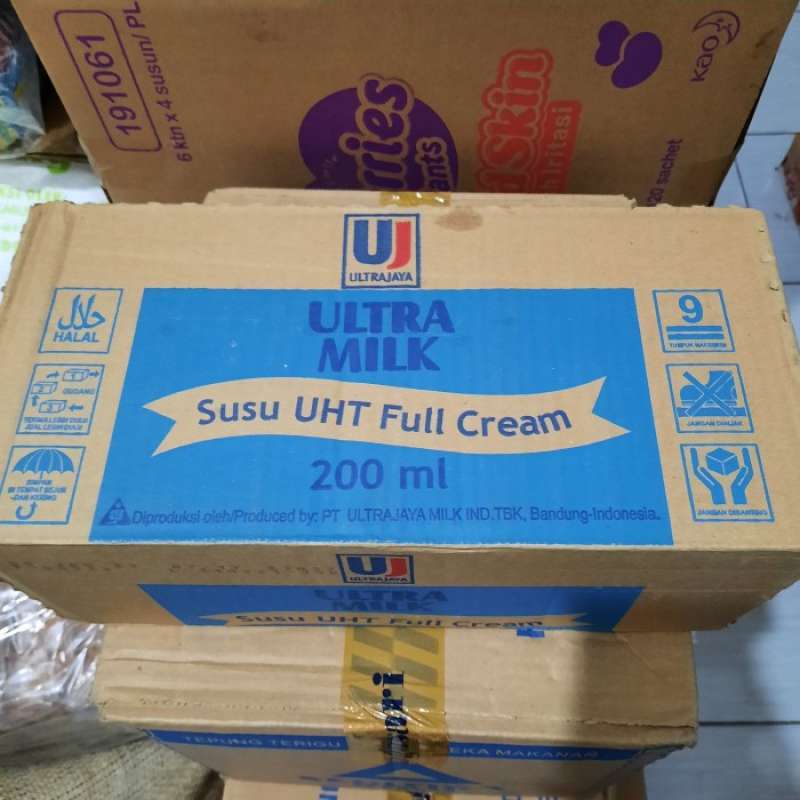 Promo Susu Ultra Full Cream 200Ml 1 Dus Isi 24Pcs Diskon 12% di Seller Xeichyl Store - Kota ...