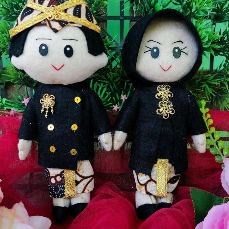 Jual Boneka Pengantin Adat Jawa di Seller Kenzie Mahar Flanel ...