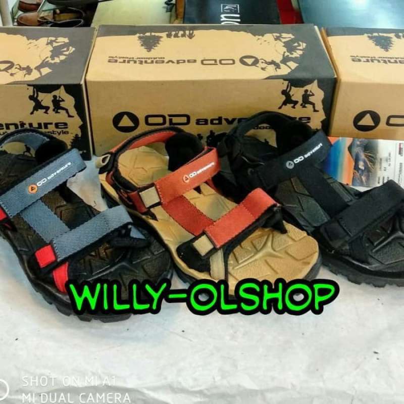 Jual SANDAL GUNUNG OUTDOOR - PRO ORIGINAL SANDAL HIKING COLOSSEUM di Seller Shine Sun Store ...