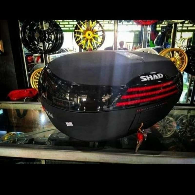 Jual Box Motor Top Box SHAD SH-46 + Bracket Motor All New Nmax2020/Nmax ...