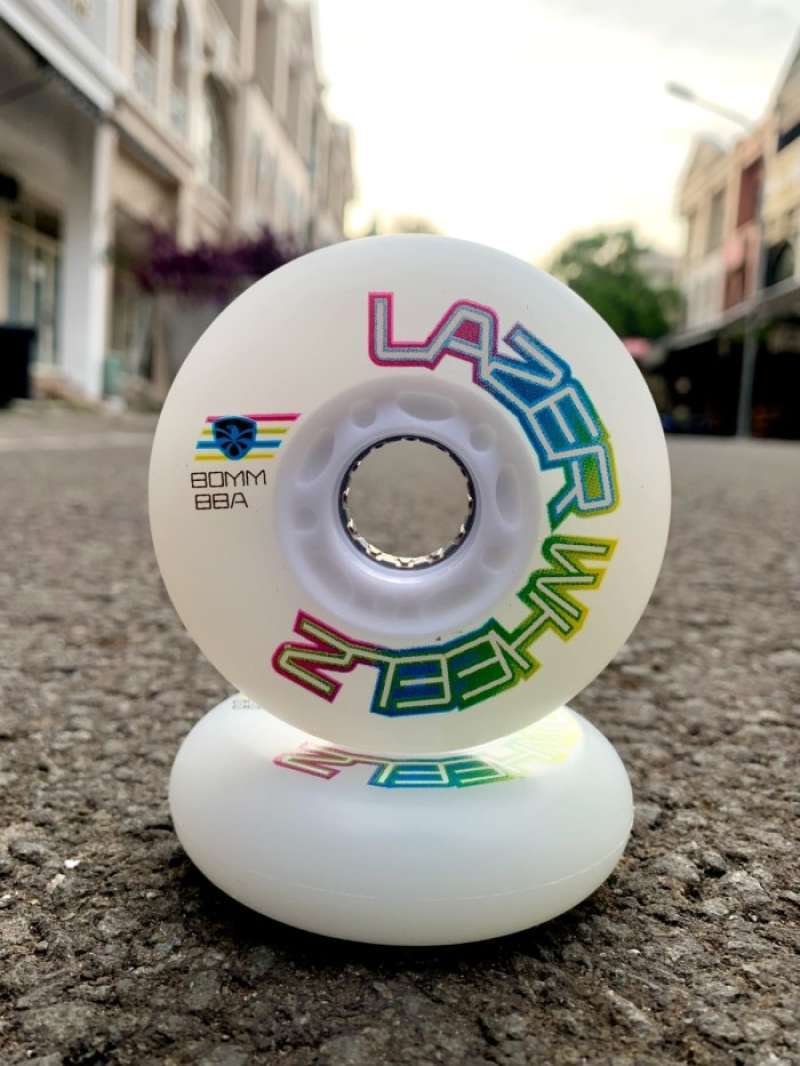 Jual Roda Sepatu Roda Inline Skate LED flying Eagle Lazer di Seller ...