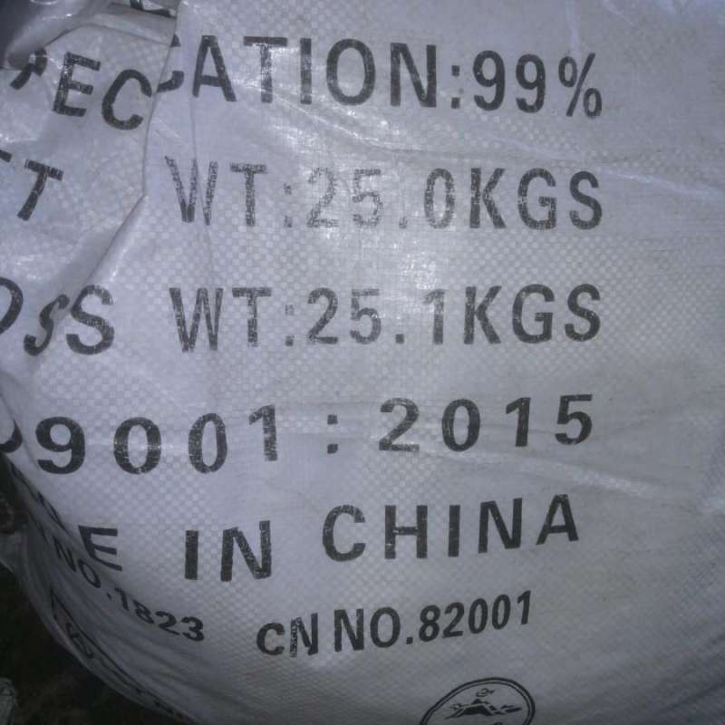 Jual CAUSTIC SODA/ SODA API FLAKES 25 KG/ 1 SAK di Seller ...