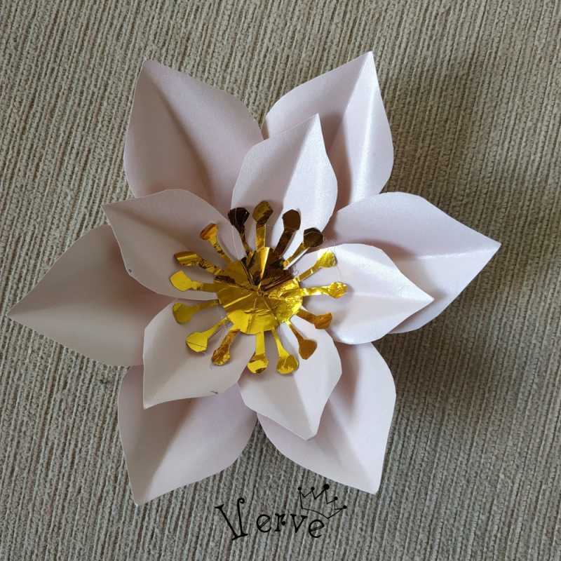 Jual Paper Flower - Bunga Papan Untuk Dekorasi / Karangan Bunga Dari ...