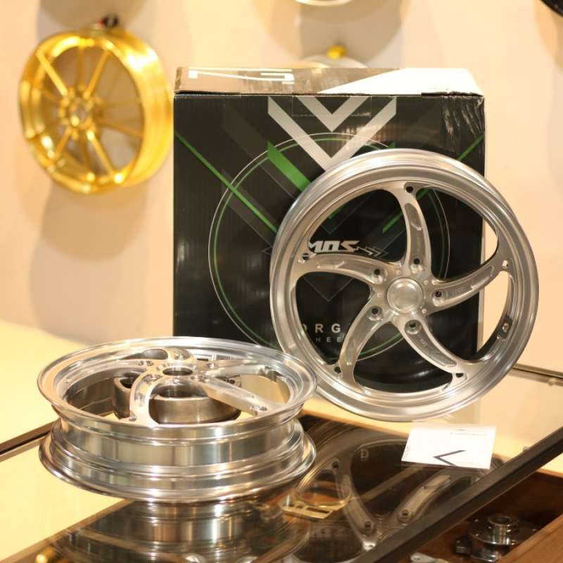 Promo Velg MOS Forged Wheels Silver R12 Vespa Sprint Prima S Lx Gts ...
