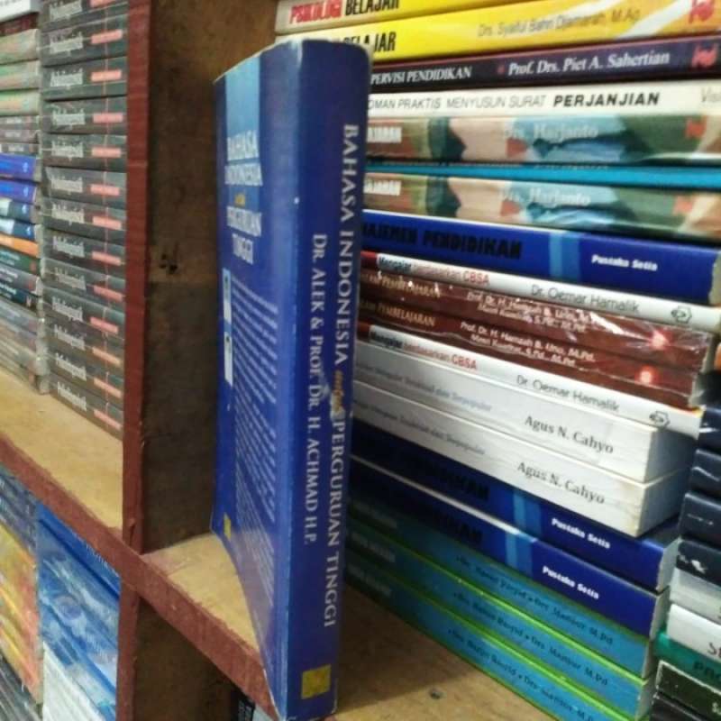 Jual buku bahasa indonesia untuk perguruan tinggi di Seller Toko Buku ...
