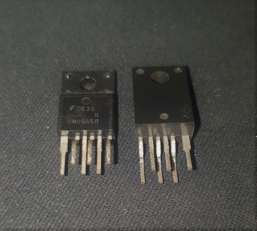 Jual Ic Dm0565r Dm 0565 R Pulse Width Modulator-pwm Power Switch Di ...