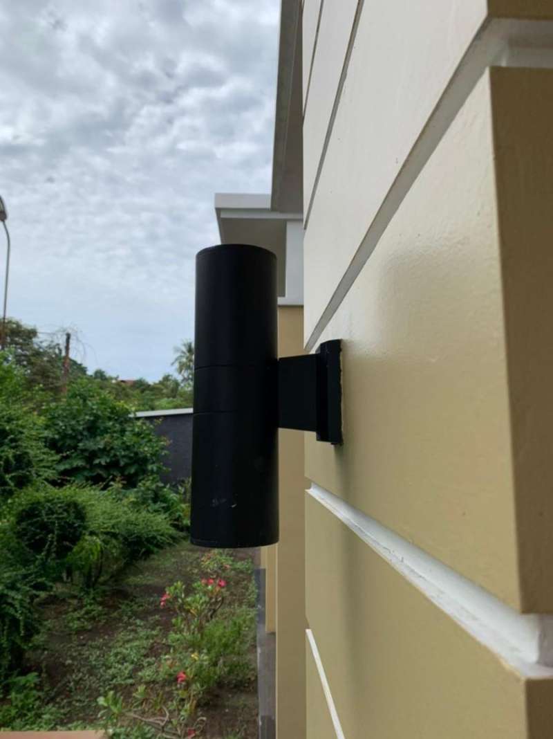 Jual LAMPU TEMBOK DINDING 2 DUA ARAH DEKORASI TERAS BALKON RUMAH HITAM ...