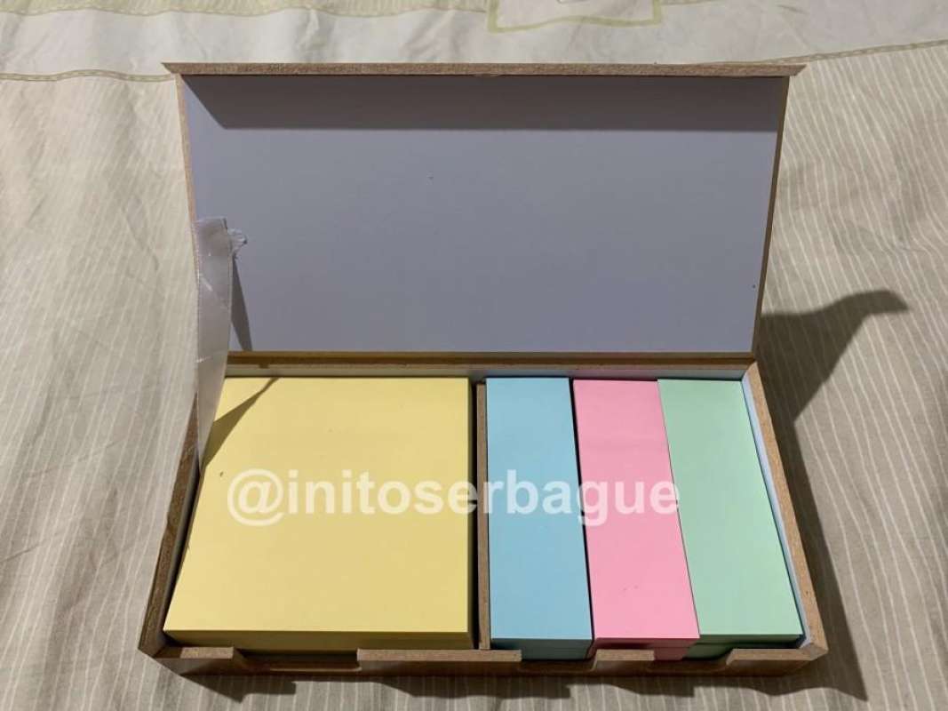 Jual STICKY NOTES POST IT WARNA WARNI HXNOTES UNIK KEREN BERIKUT BOX ...