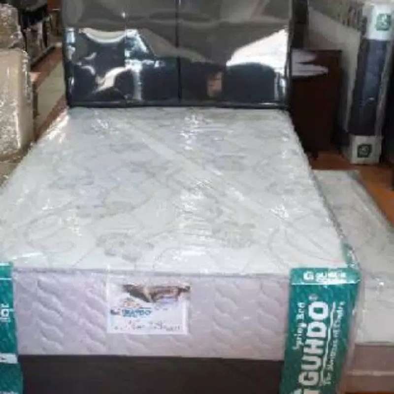 Jual Spring Bed Guhdo 2 Ini 1 Kasur Guhdo 2 In 1 Guhdo - 2 In 1 Tempat ...