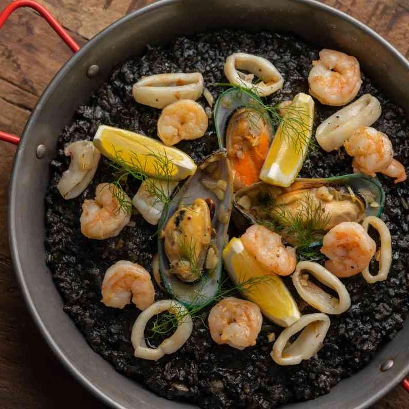Jual Oma Elly Kitchen - Squid Ink Paella di Seller OMA ELLY Official ...