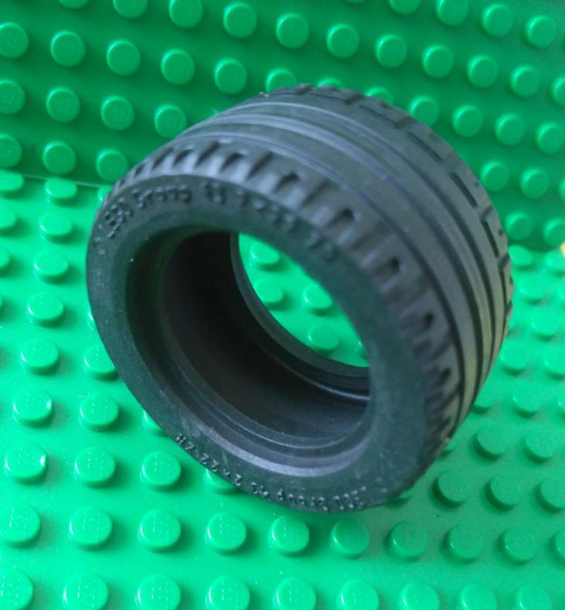 Jual Lego Part lego technic tyre Normal Wide 043,2 x 22 Lego 4184286 di ...