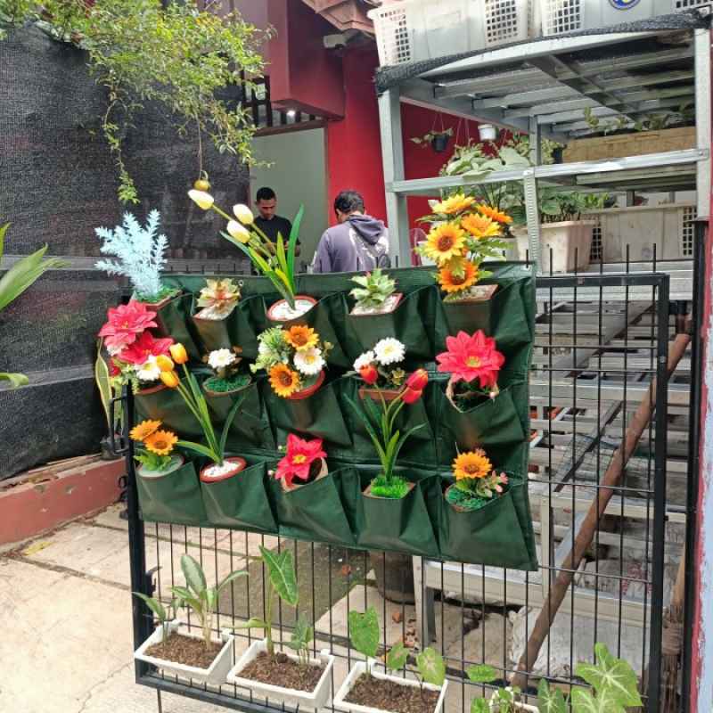 Promo Wall planter easy grow horizontal 15 kantong lubang pot aneka ...