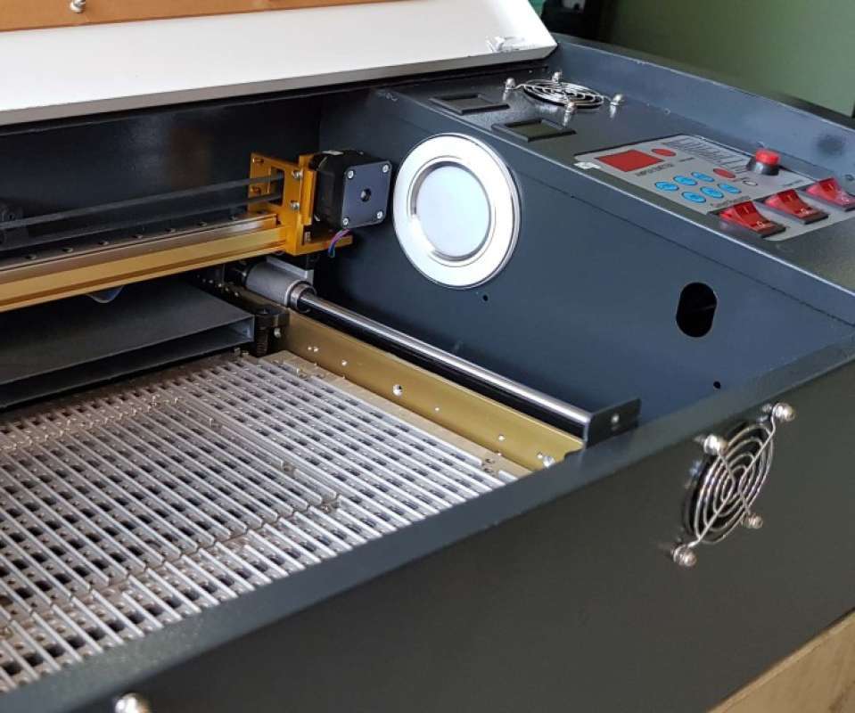 Jual Mesin Laser Cutting 2030 - Alat Grafir Pemotong Akrilik Kertas ...