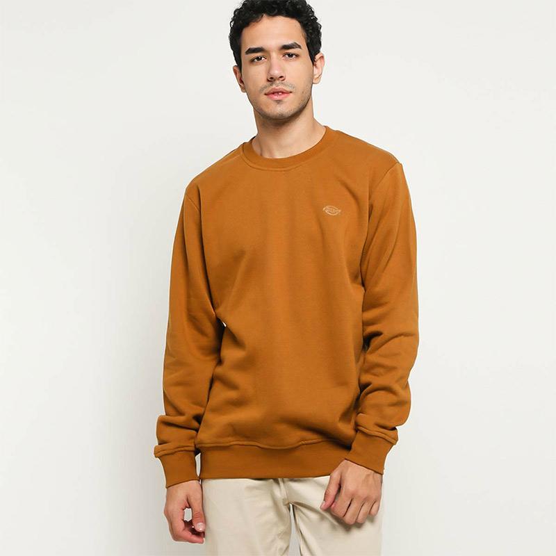 15 Rekomendasi Sweater Pria Terbaik Model Crewneck untuk OOTD Kekinian ...