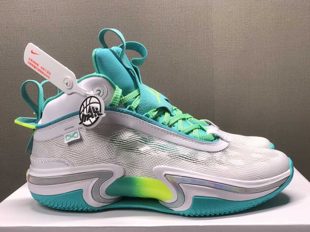 Jual Nike Air Jordan sepatu basket biasa di Seller YIWANG SHOP - Hong ...