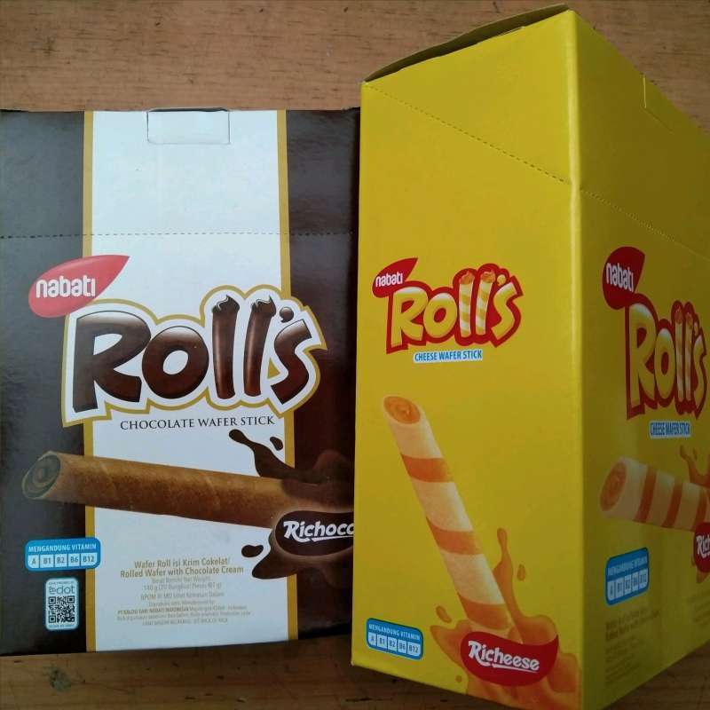 Jual Wafer Stick Nabati Roll's 8gr di Seller TOKO H. MASRUR ...