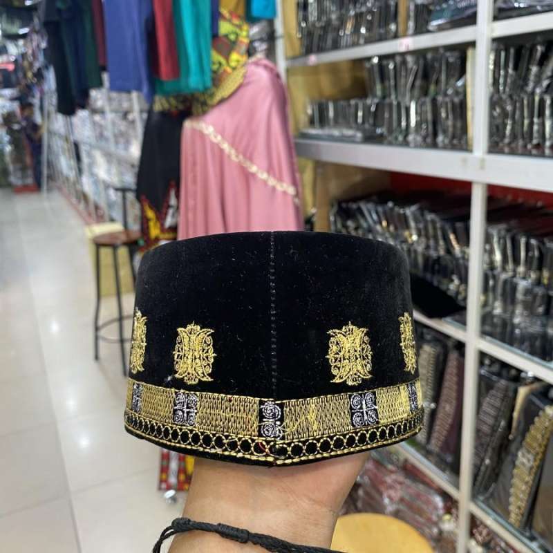 Jual Peci/kupiah Bordir Khas Pintu Aceh Beldu Bagus Di Seller ...