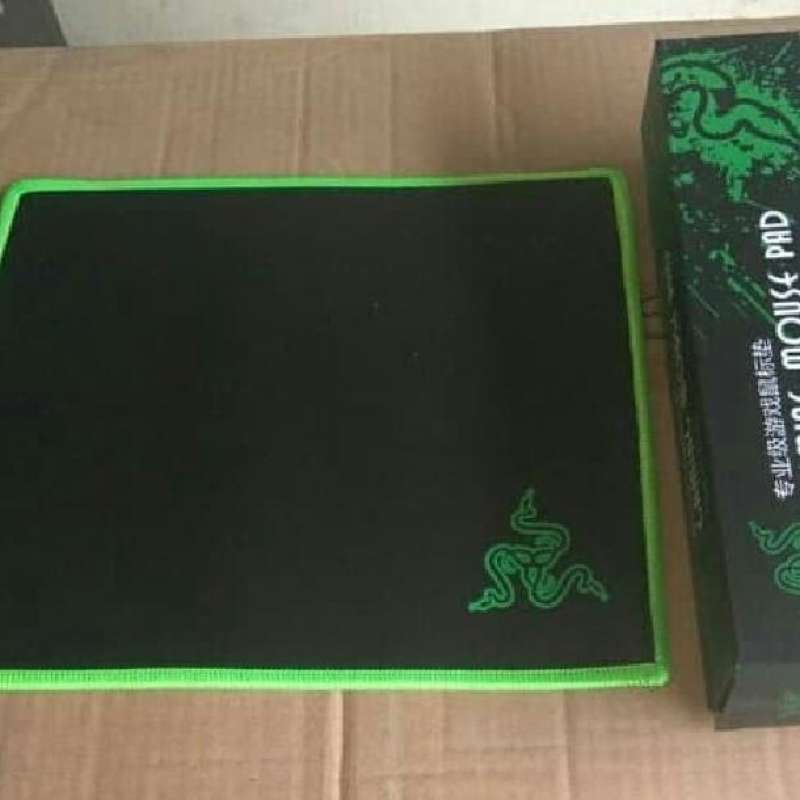 Jual Mouse Pad Gaming RAZER Kecil 21X25 Packing BOX di Seller Ajie ...
