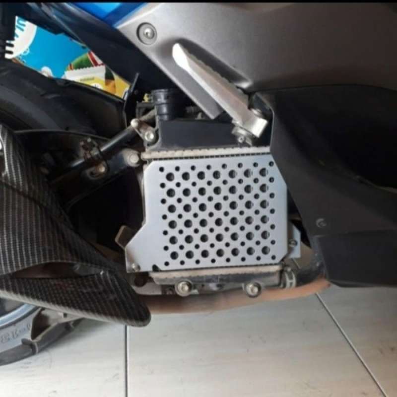 Jual cover tutup radiator yamaha NMAX 2020 AEROX LEXI NMAX model lebah ...