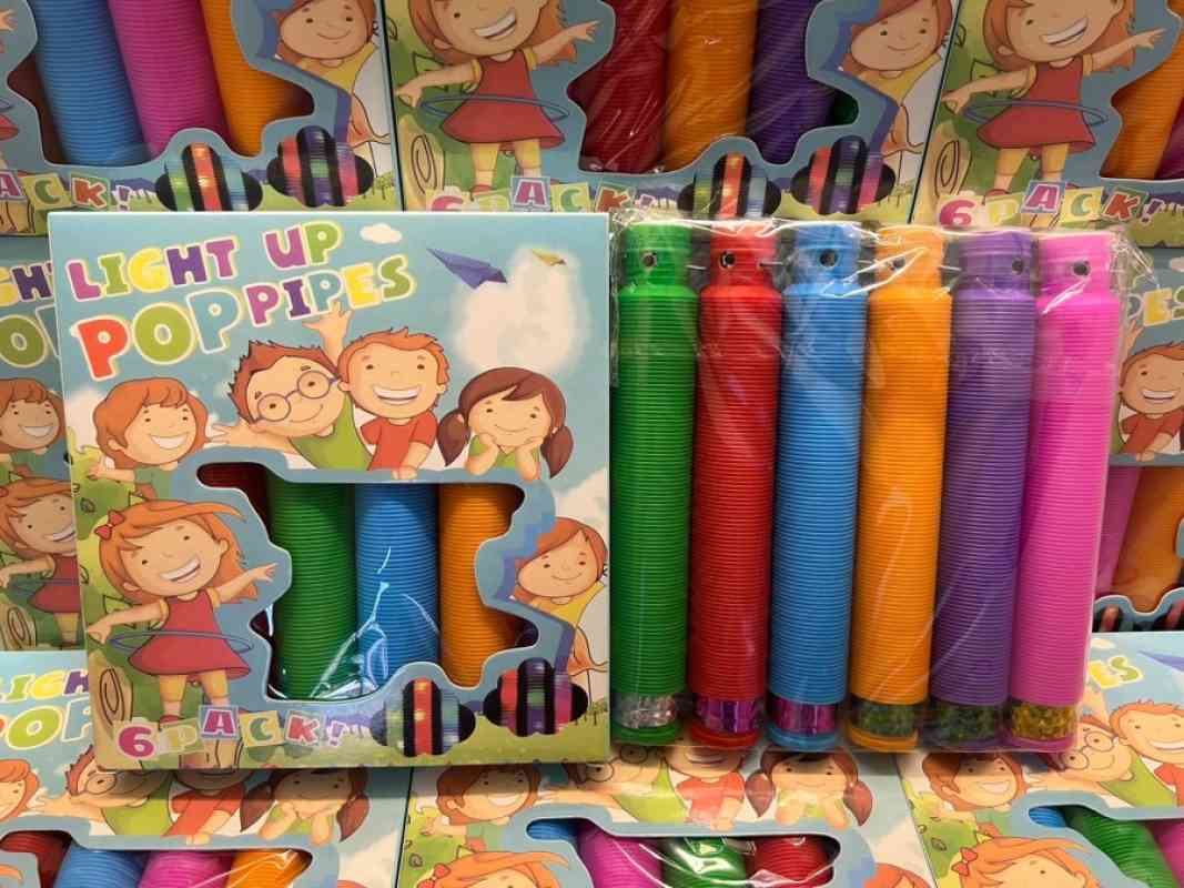 Jual Light Up Pop Tubes Pop Pipes Lampu Stick Pipa Selang Fidget Toy ...