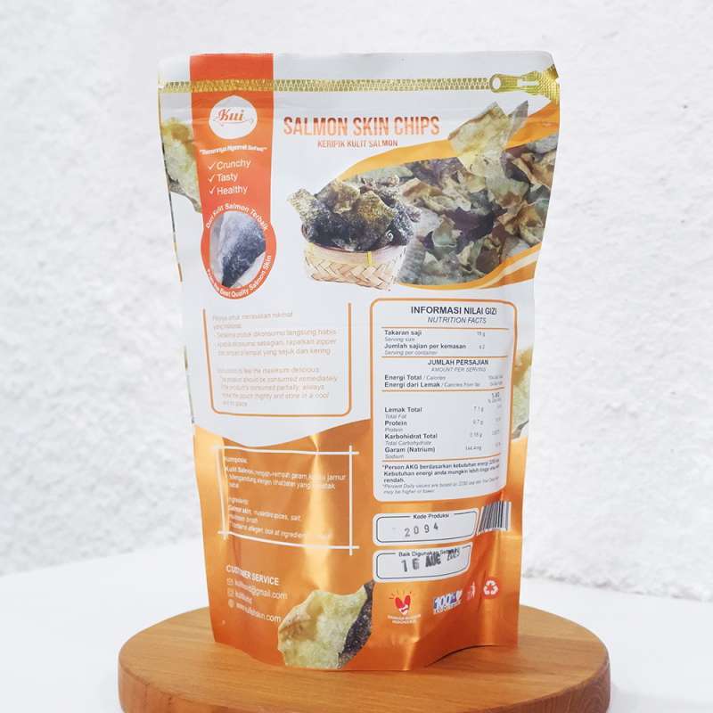 Jual Original Salmon Fish Skin Chips - Kui Fish Skin Di Seller Numi ...