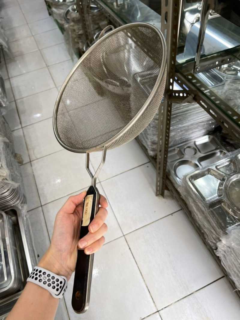 Promo Saringan Strainer Ayakan Stainless gagang hitam 30cm Diskon 23% di Seller Sahabat Dapur ...