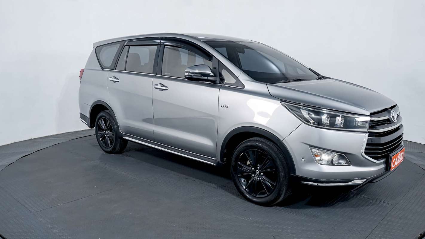 Toyota Innova Venturer 2024 - Daftar Harga OTR , Spesifikasi Terlengkap ...