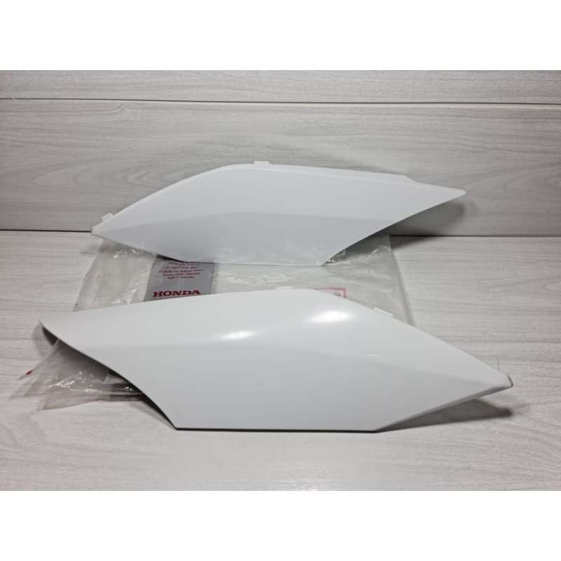 Jual (CRF150) HONDA ORIGINAL - BODY BELAKANG KANAN KIRI PUTIH AHM ...