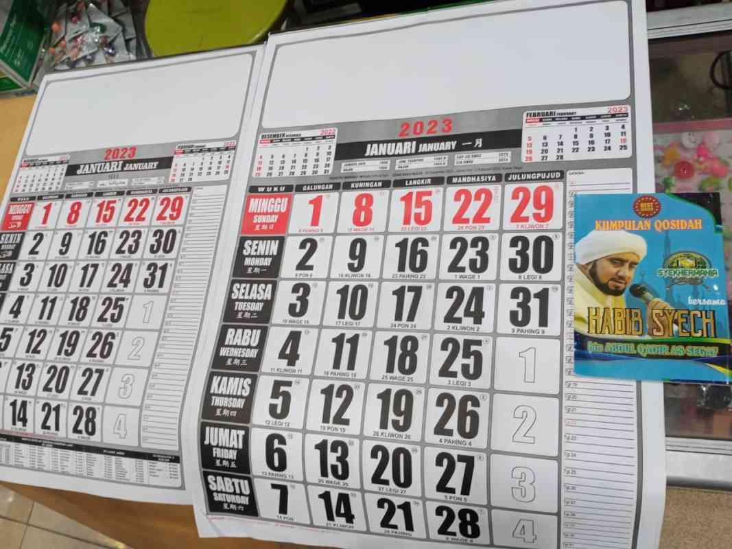 Promo Kalender Dinding Polos 2023 Masehi - Kalendar 2023 / Kalender ...