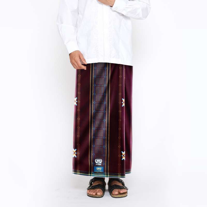 Jual Sarung Bhs Classic Gold Motif Ssb Merah Maroon Di Seller Sarung ...
