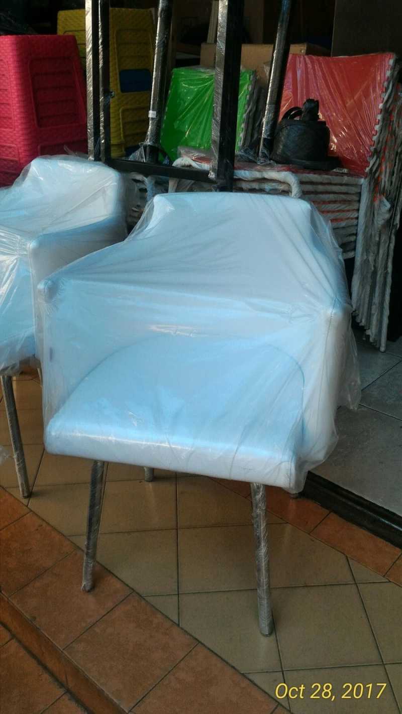 Promo SOFA CAFE SOFA LOUNGE KURSI KAFE KURSI PAMERAN PUTIH KAKI CROME ...