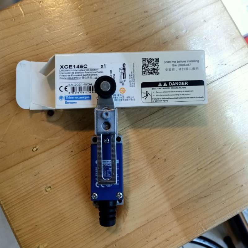 Promo Limit Switch Xce145 Telemecanique Diskon 23% di Seller SENTRA ...