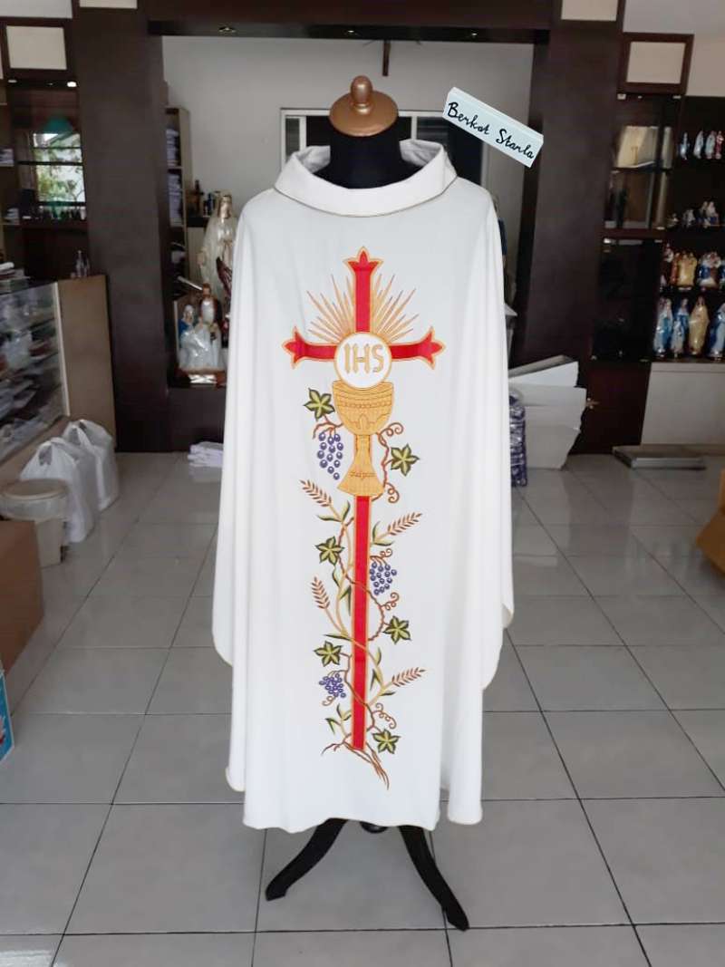 Jual Jubah Imam Katolik/kasula Pastor/kasula Imam Katolik Brodir D12 ...