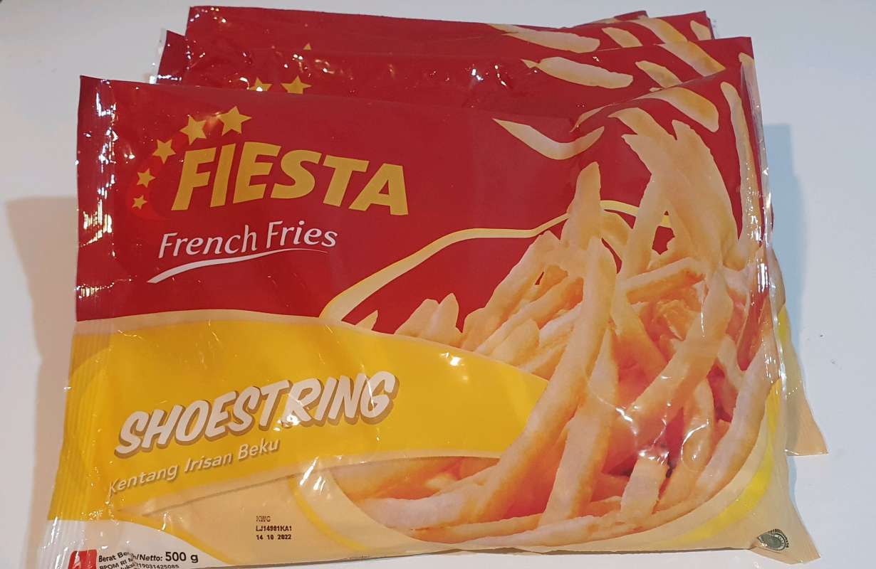 Jual FIESTA FRENCH FRIES SHOESTRING KENTANG GORENG BEKU 500 gram di ...