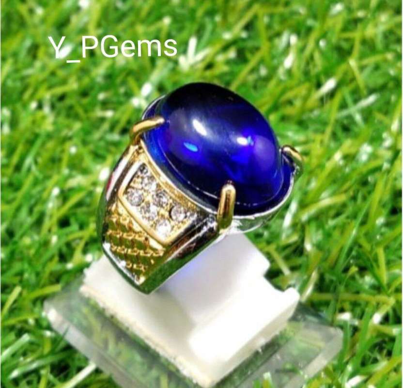 Batu King Safir