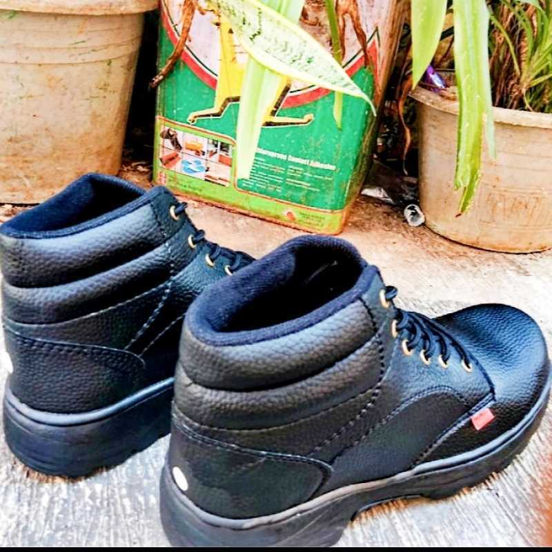 Jual sepatu safety boot tali di Seller Taylaa Shop - Wanasari, Kab ...