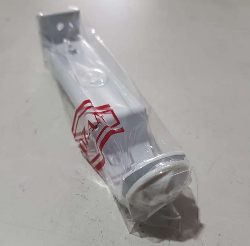 Jual Bracket Breket Pegangan Kaki Penyangga Rel Rolet Pipa Tiang Besi ...