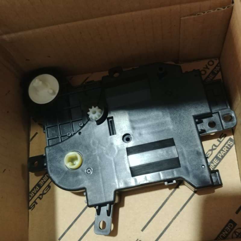 Jual Motor Servo Ac Innova Reborn Fortuner Vrz Hilux Revo Model Gen2 ...