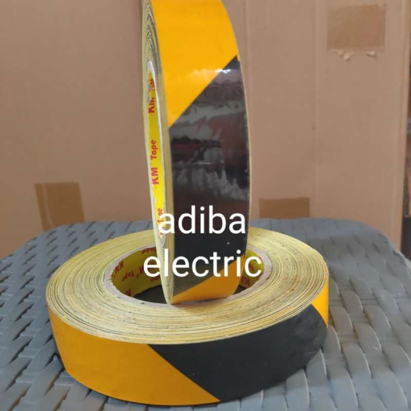 Promo Stiker reflective-police line kuning hitam 24mm x 45mtr Diskon 36 ...